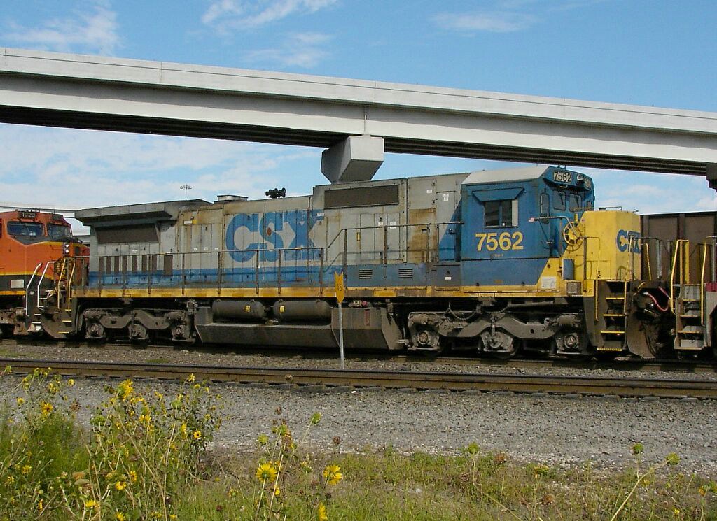 CSX 7562